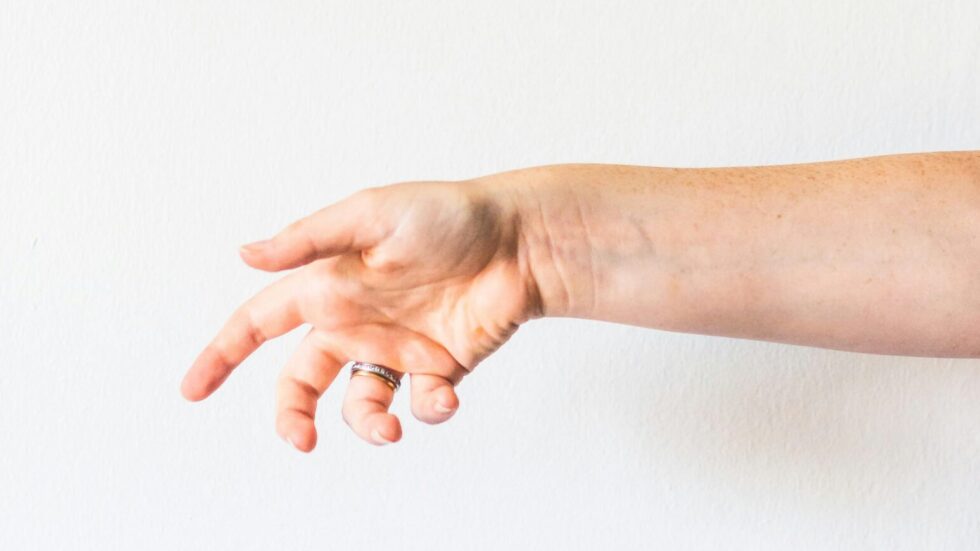 Hand/ Upper Limb Dystonia - Dystonia Rehab Symptoms | Treatment | Tips ...